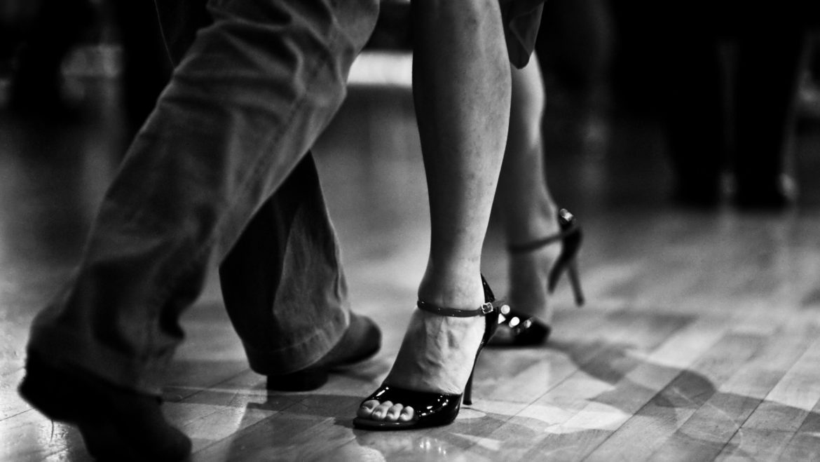 Couples Dancing Feet Photography